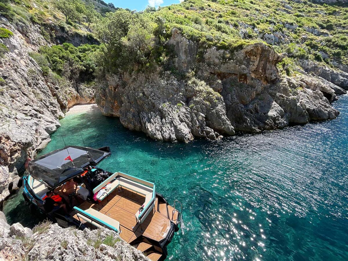 English Bay - Himara Boat Trips - Boat tours